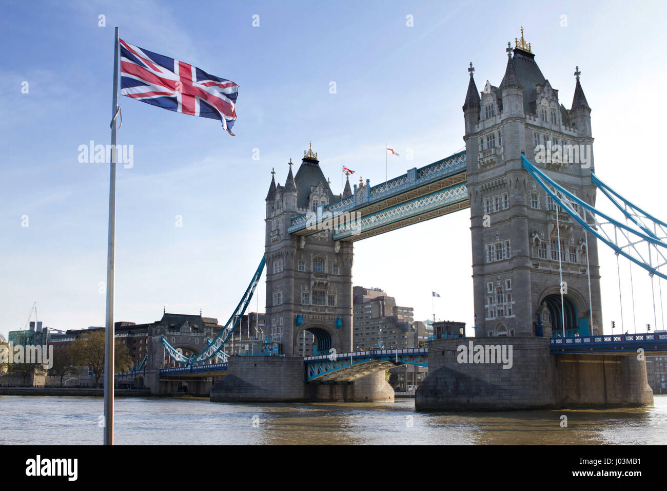 Tower bridge flags hi-res stock photography and images - Alamy