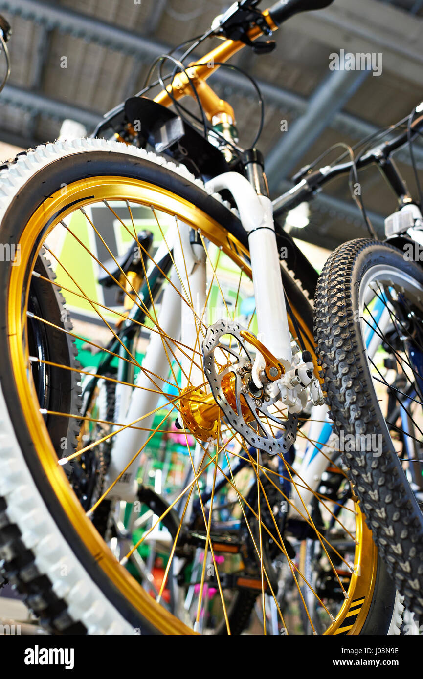 Bicycle shop front hi-res stock photography and images - Alamy
