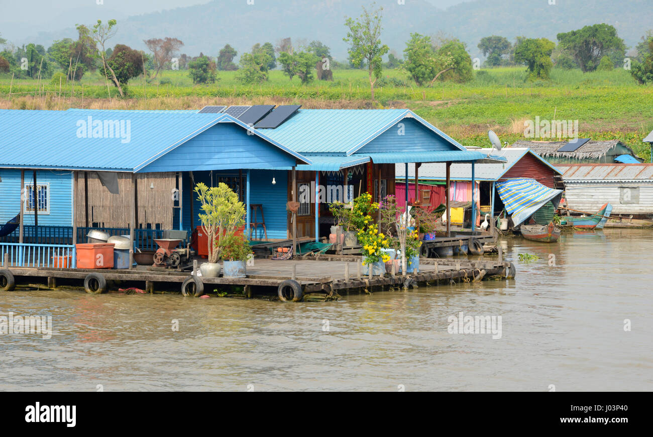 Floating villages of Kampong Chhnang, Cambodia Stock Photo - Alamy