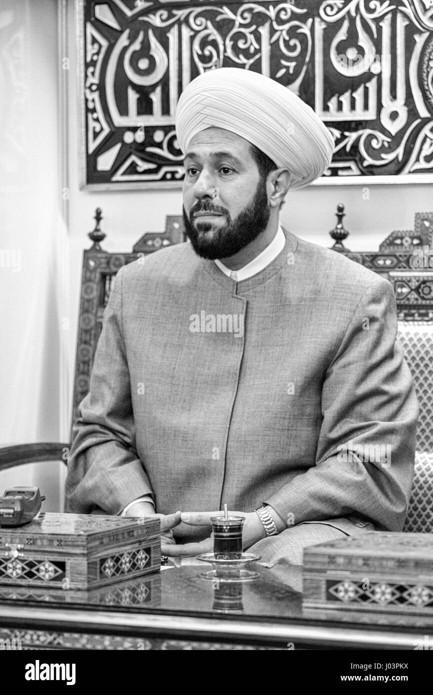 Sheikh ahmad badreddin hassoun hi-res stock photography and images - Alamy