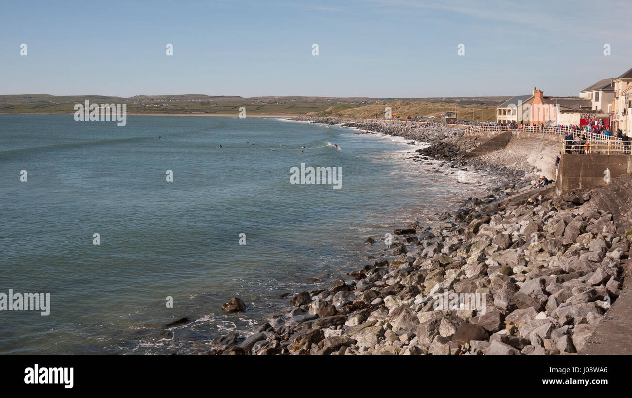 Irish coastal town hi-res stock photography and images - Alamy
