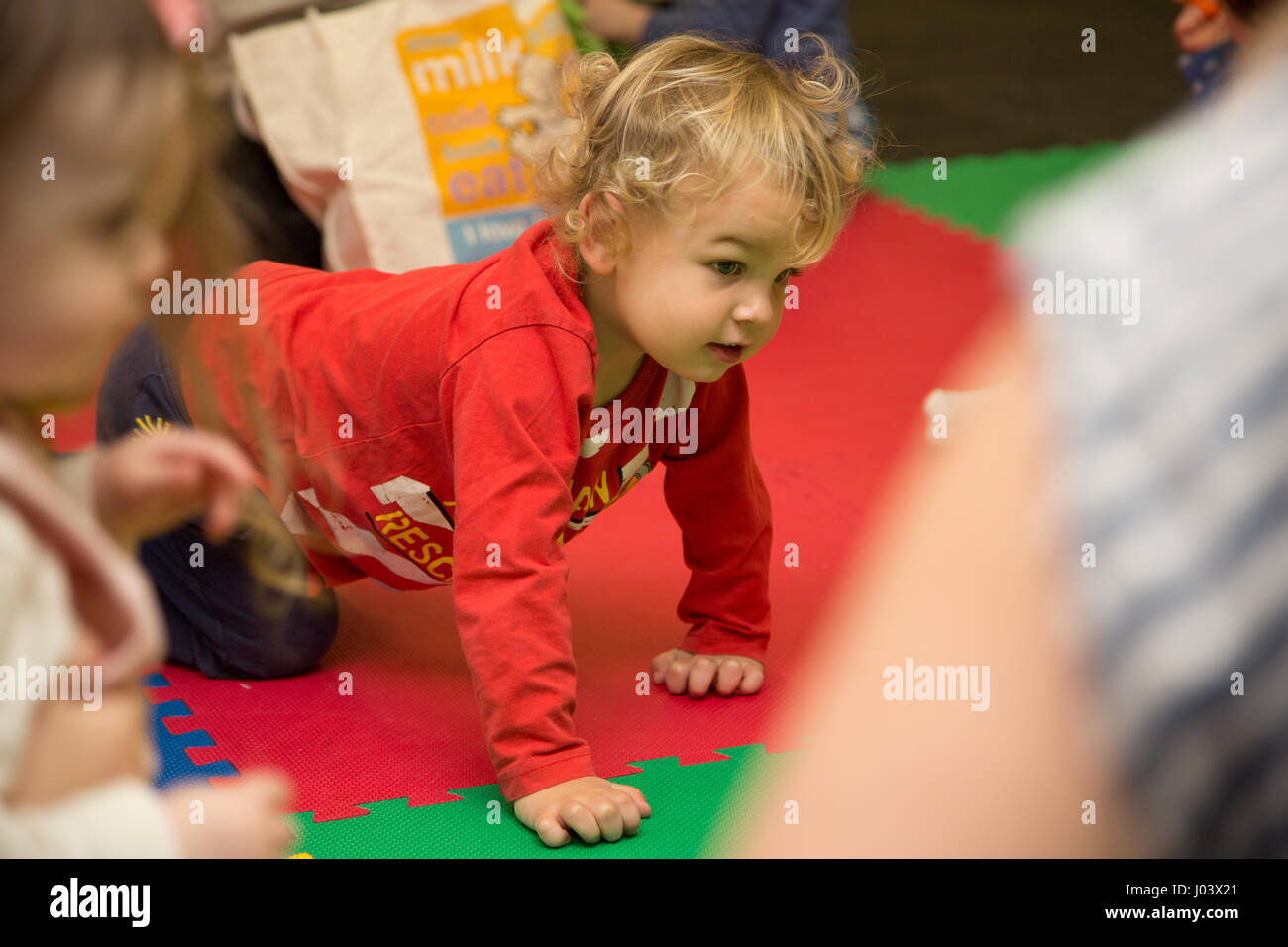 Baby & Toddler sign language class Stock Photo - Alamy