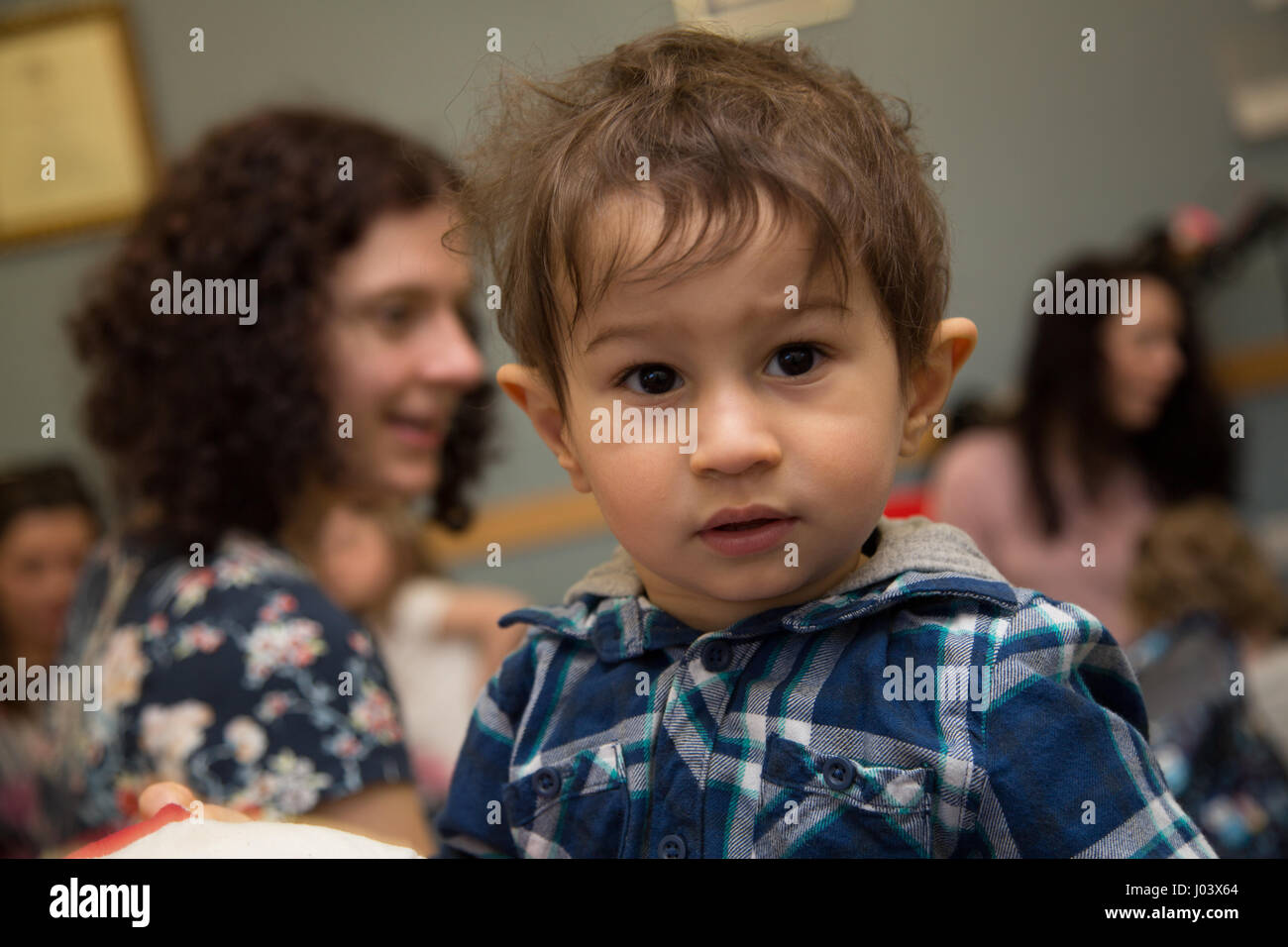 Baby & Toddler sign language class Stock Photo - Alamy