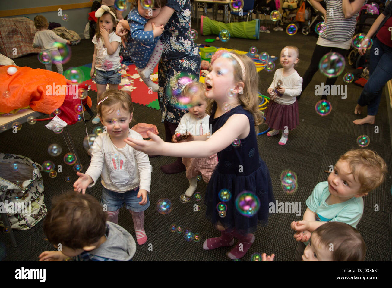 Baby & Toddler sign language class Stock Photo - Alamy