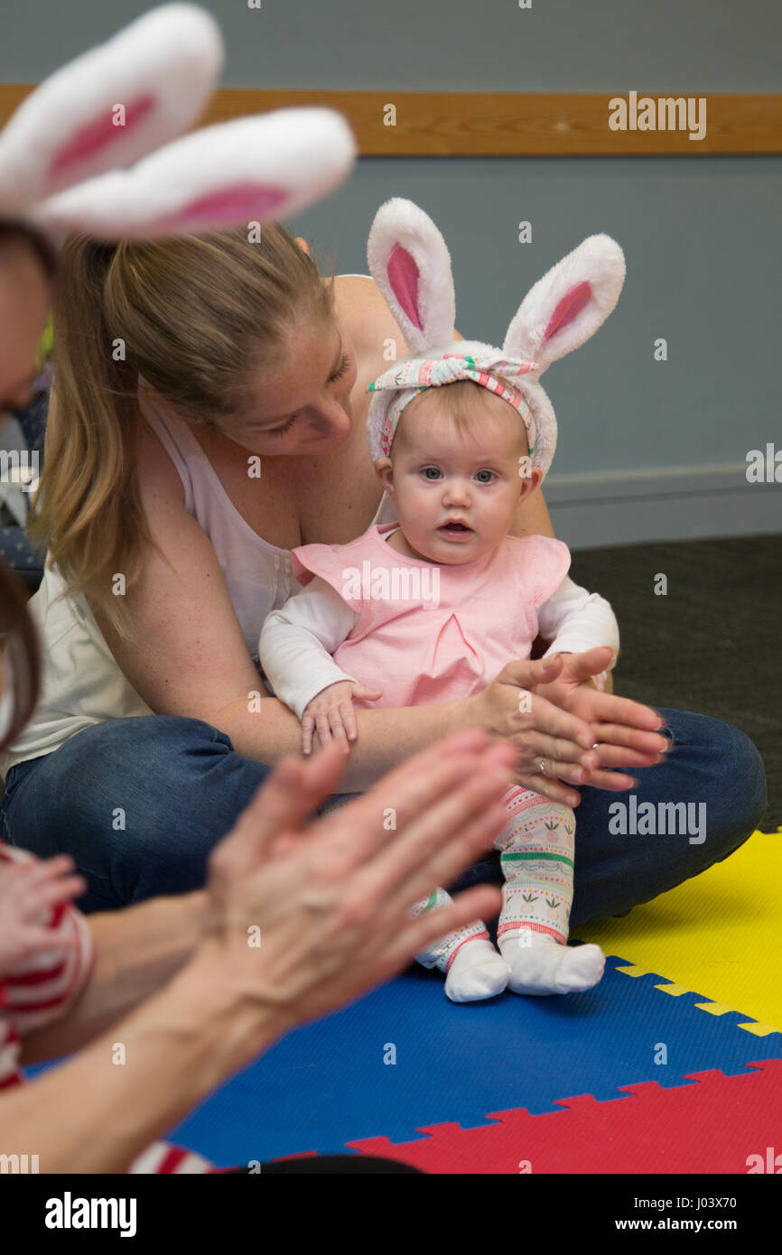 Baby & Toddler sign language class Stock Photo - Alamy