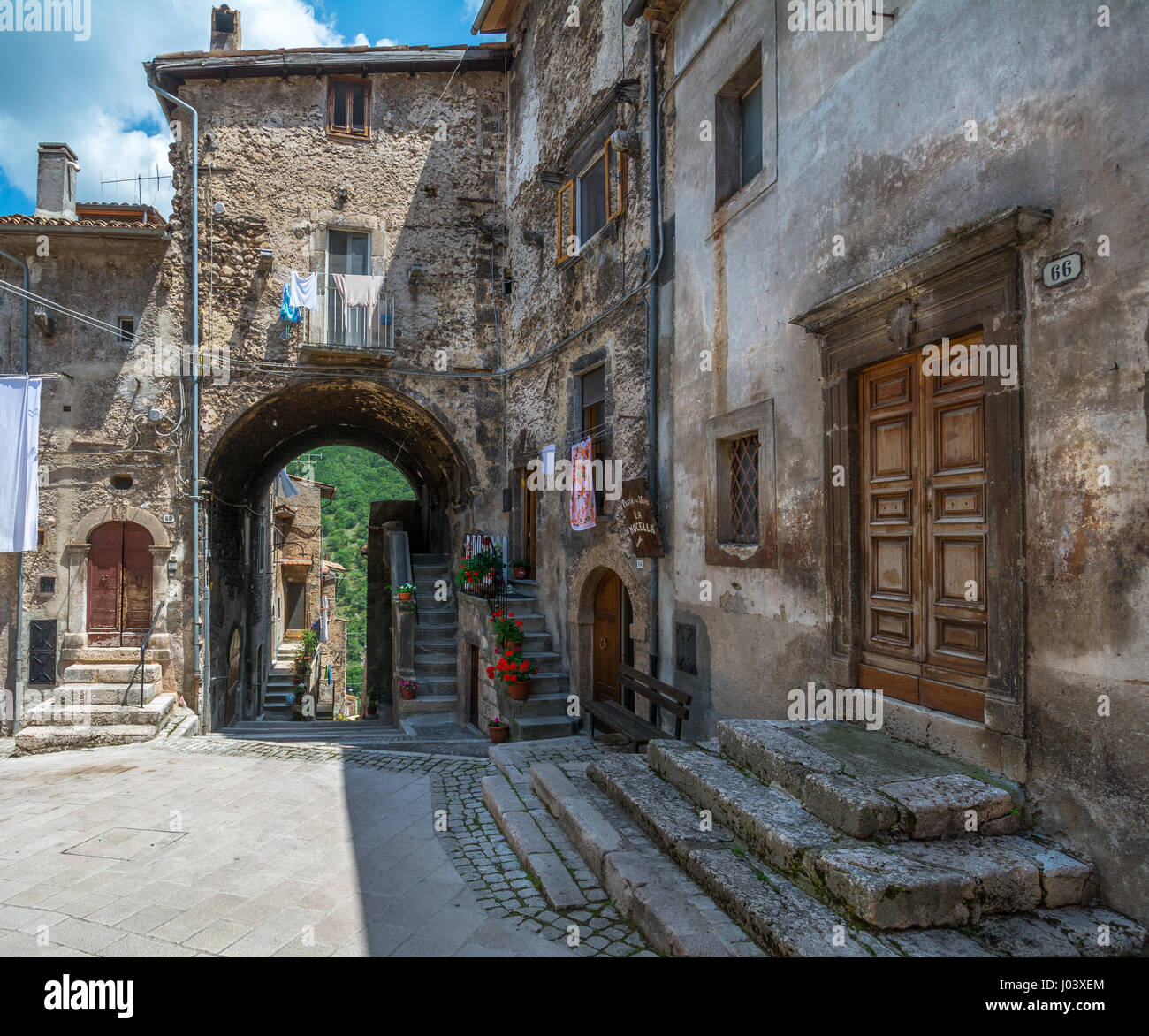 Scanno, L'Aquila Province, Abruzzo (Italy Stock Photo - Alamy