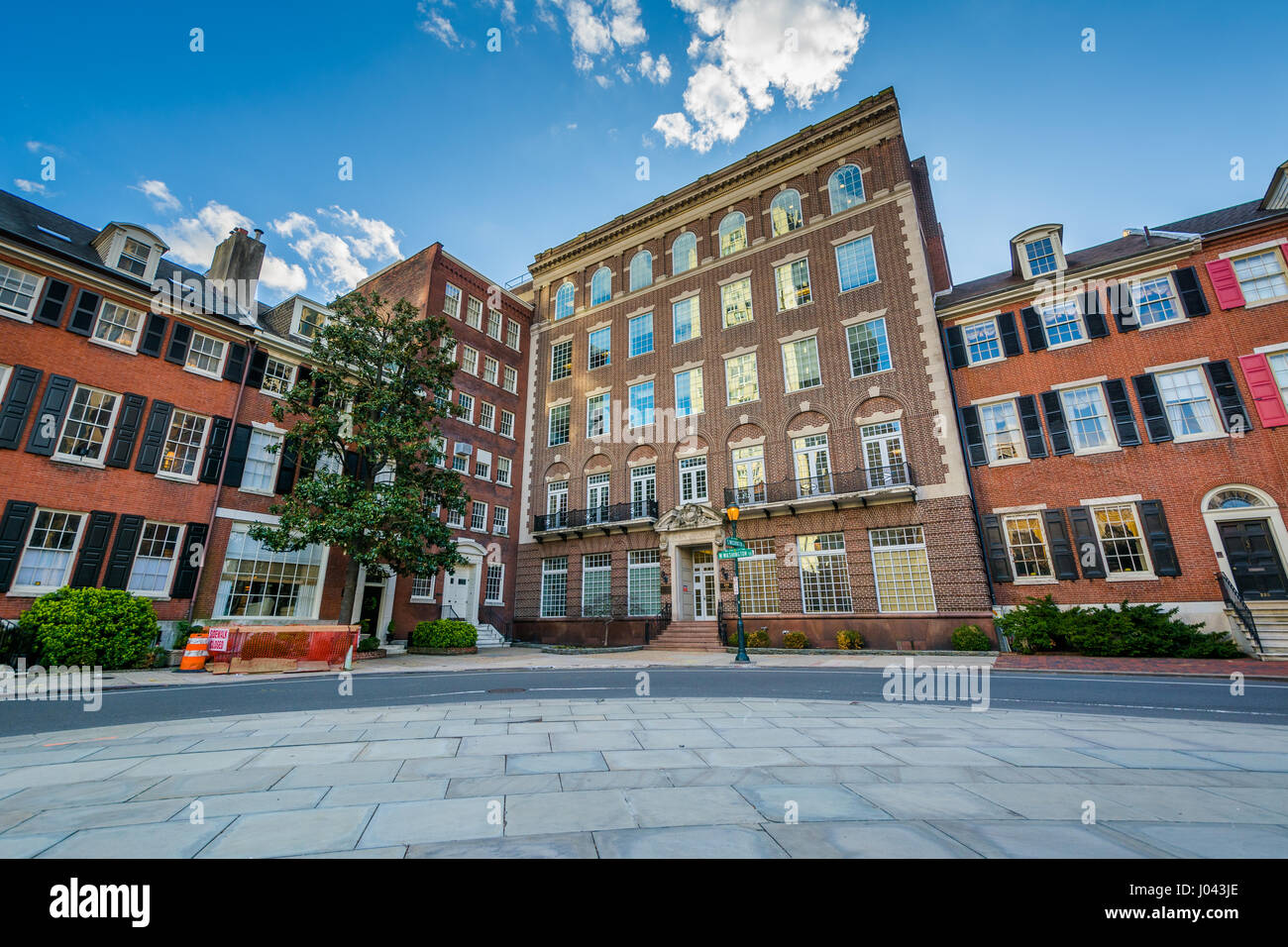 Historic buildings at Washington Square, in Philadelphia, Pennsylvania ...