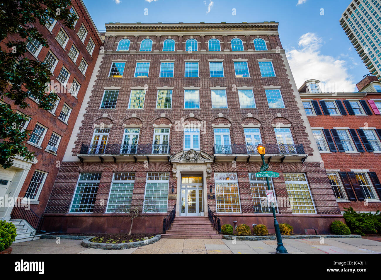 Historic buildings at Washington Square, in Philadelphia, Pennsylvania ...