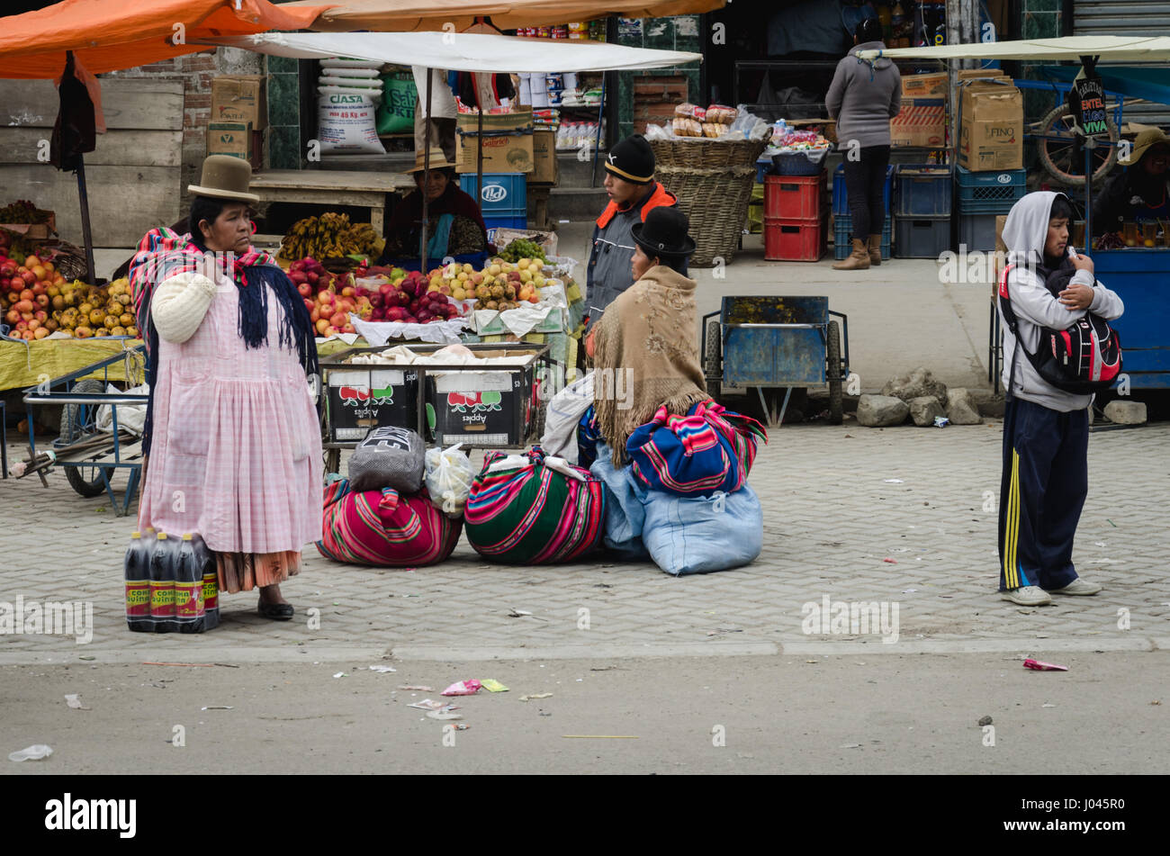 Bolivia, everyday life - 13/03/2015 - Bolivia / La Paz - Bolivia / La ...