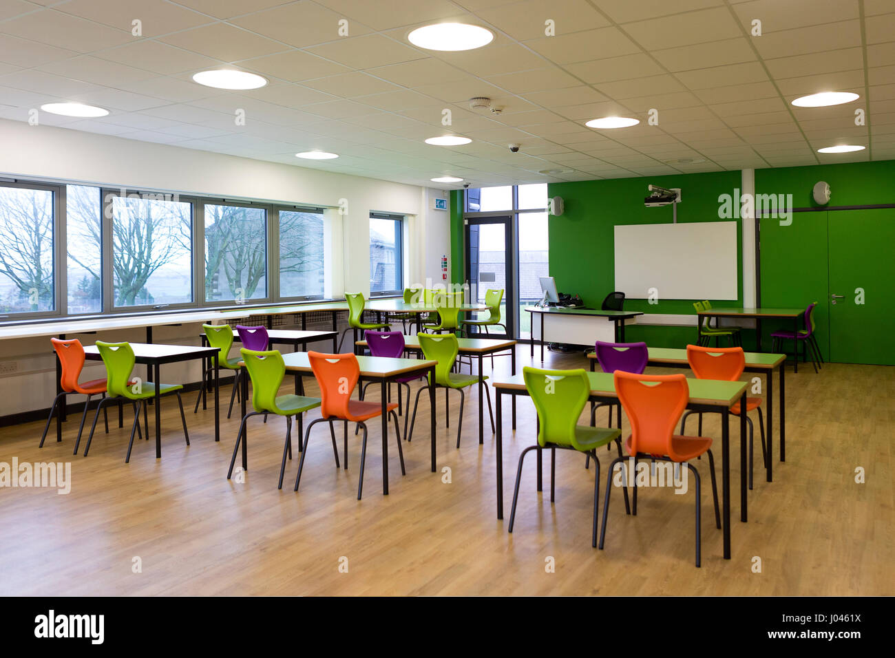 Landscape image of an empty classroom Stock Photo - Alamy