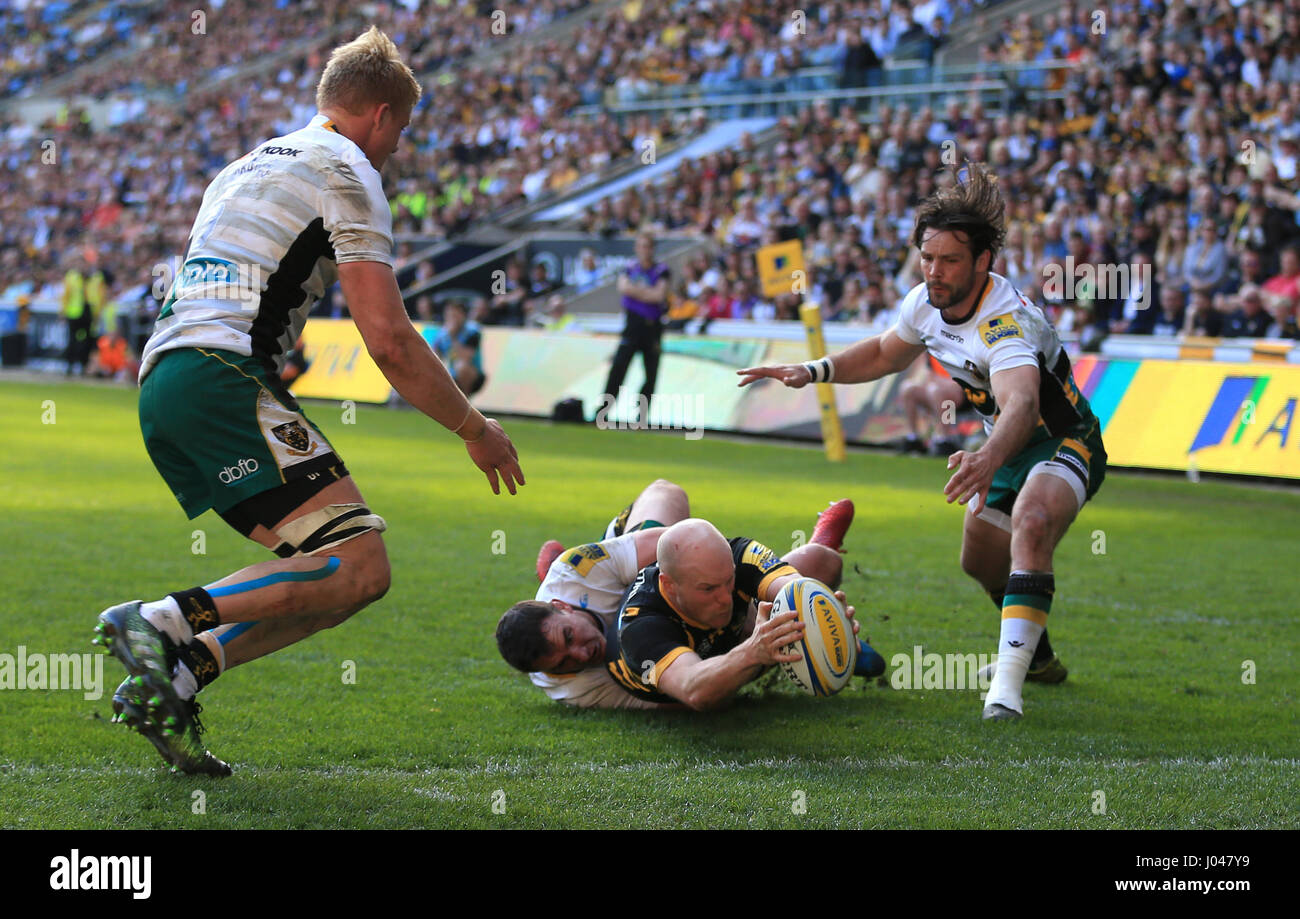 Wasps Joe Simpson scores his sides third try of the game against ...