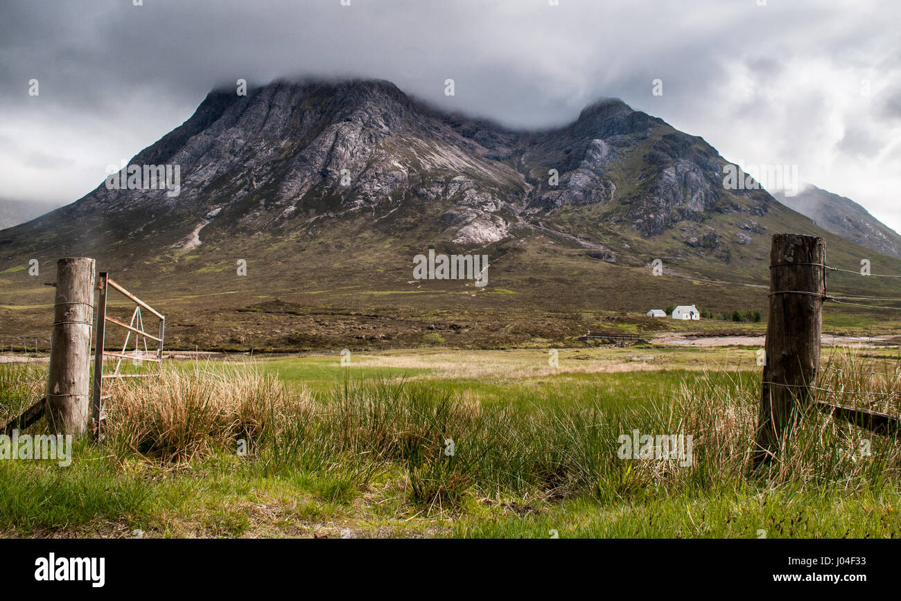 The distinctive mountain of Buachaille Etive Mor stands sentinal at the ...