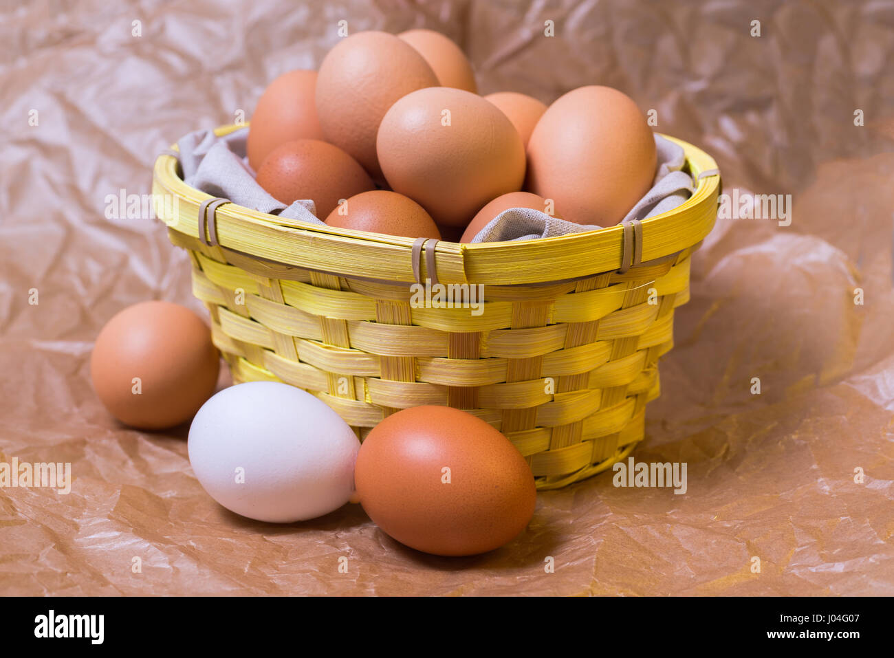 Country eggs hi-res stock photography and images - Alamy