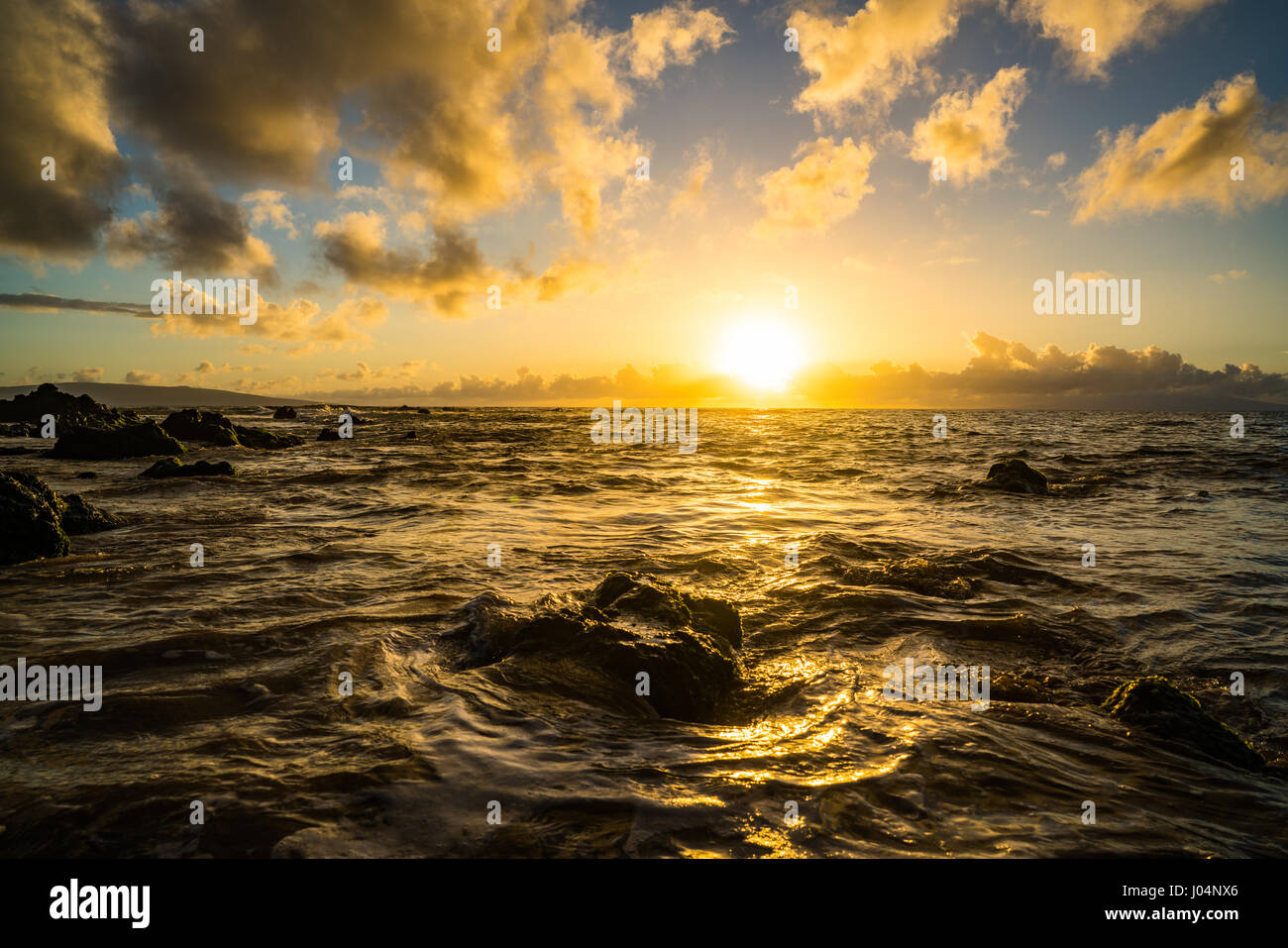 Wailea Sunset, Mokapu Beach, Maui, Hawaii Stock Photo - Alamy