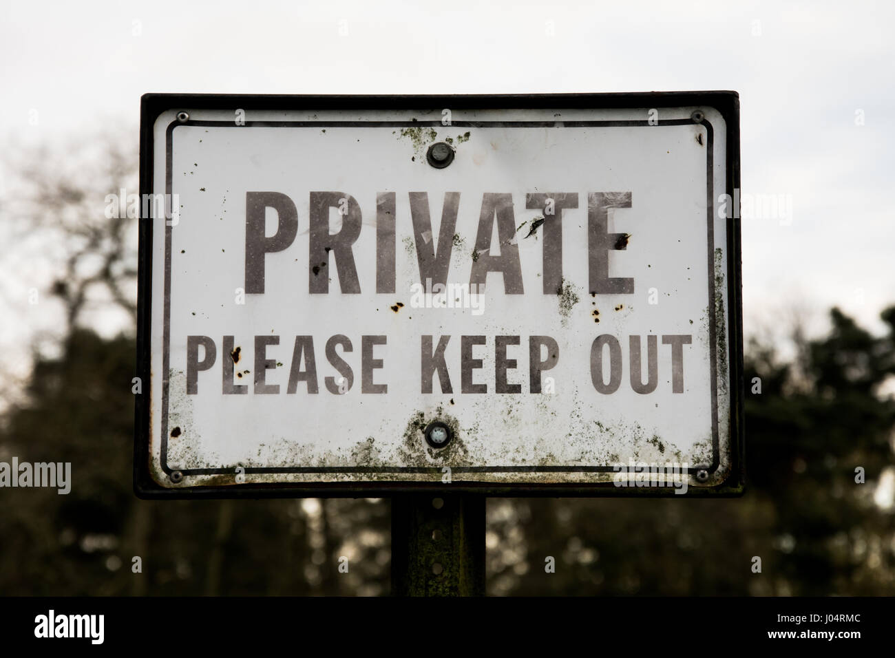 Please keep out sign hi-res stock photography and images - Alamy