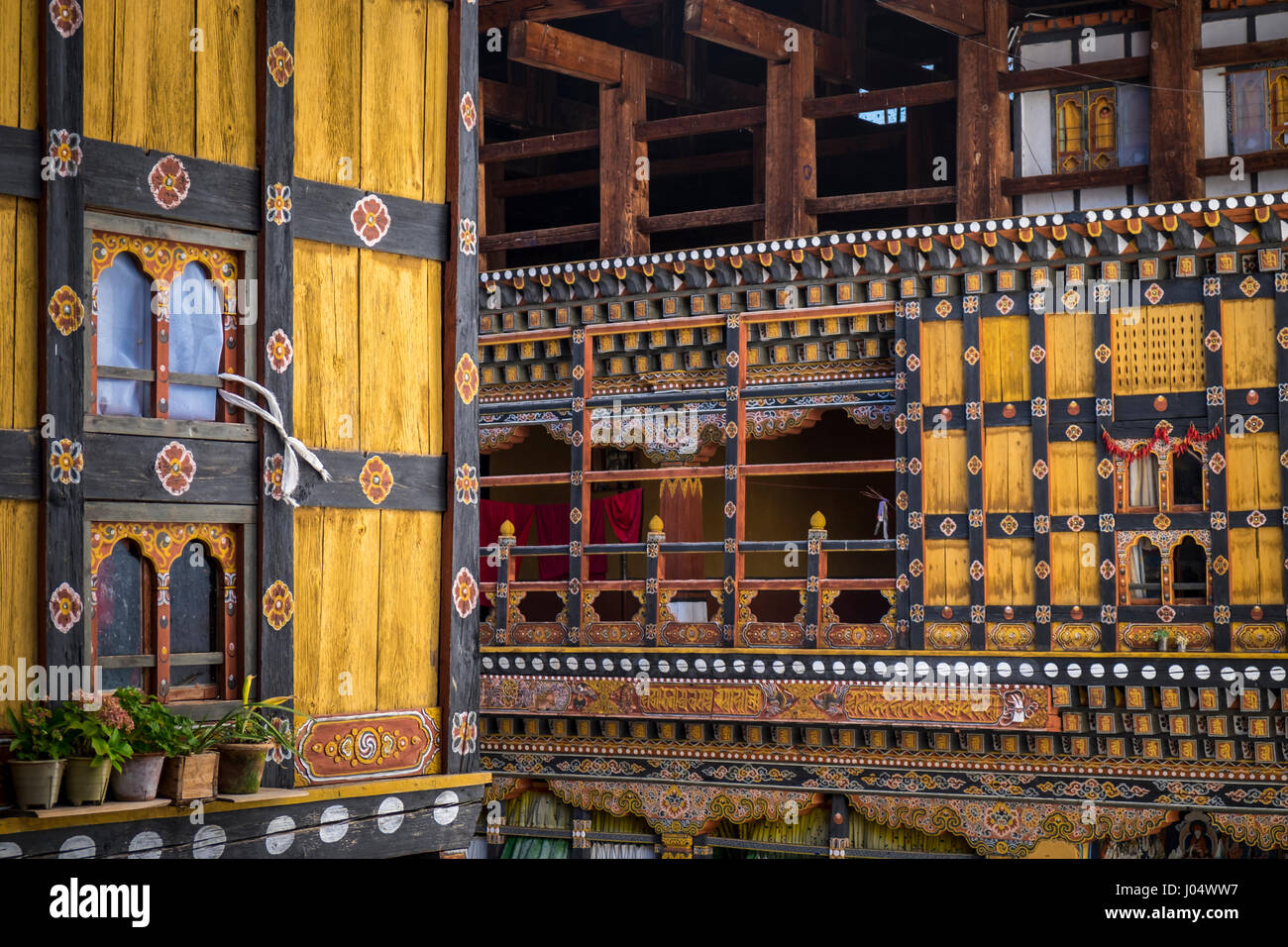 Paro Rinpung Dzong High Resolution Stock Photography and Images - Alamy