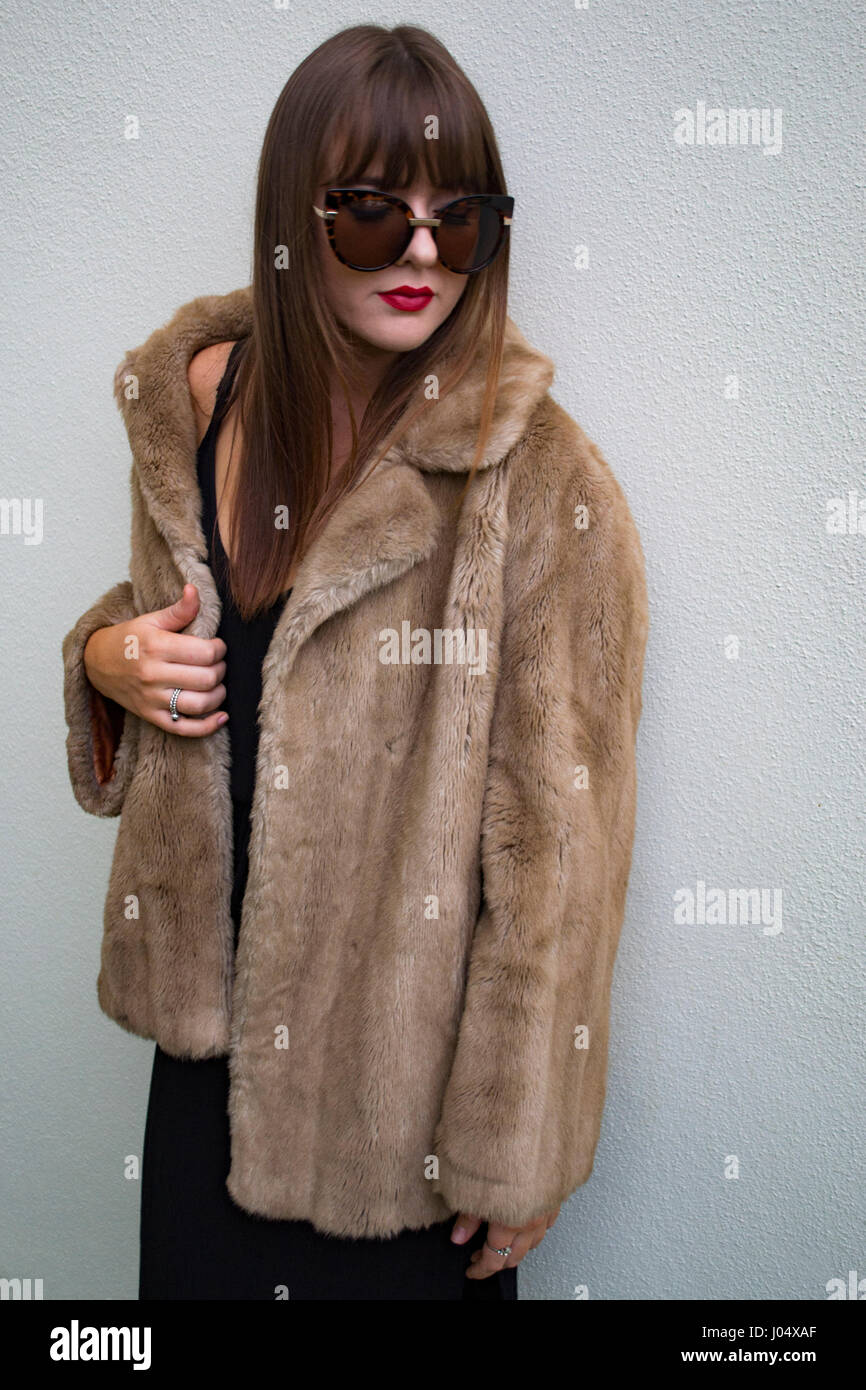 Fur fashion hi-res stock photography and images - Alamy