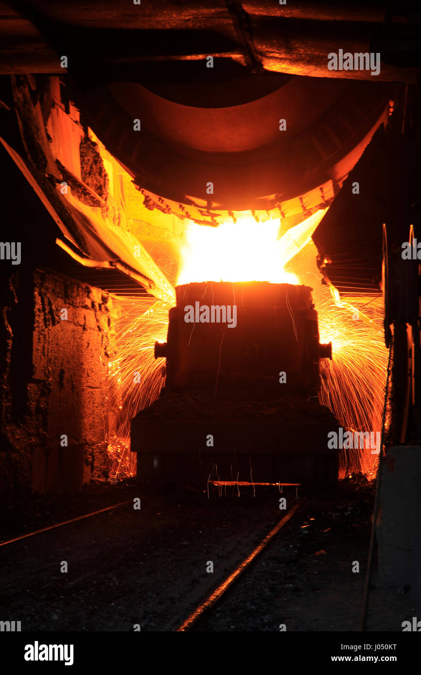 Steelmaking facilities hi-res stock photography and images - Alamy