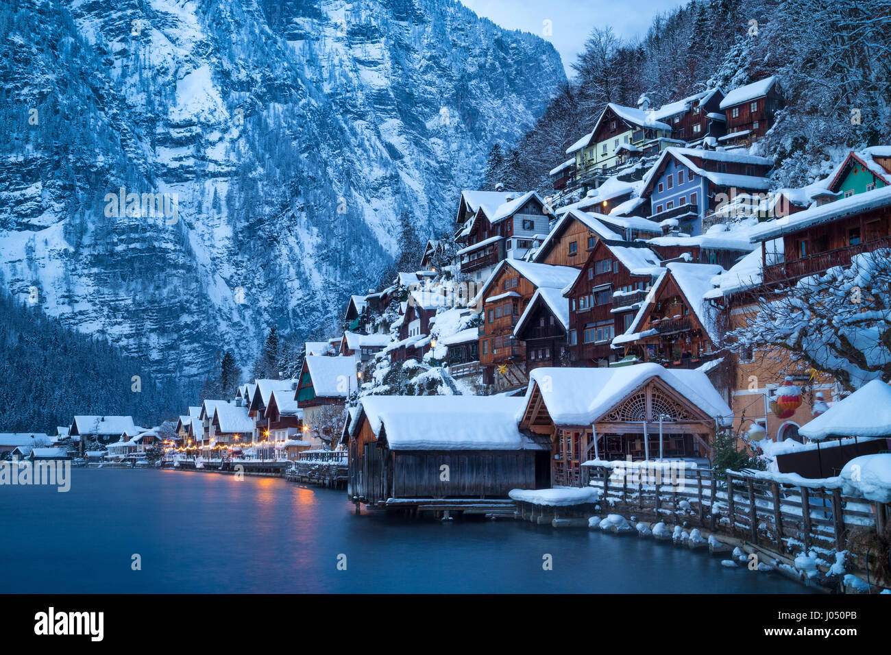 Salzburg at dawn austria cityscape hi-res stock photography and images ...