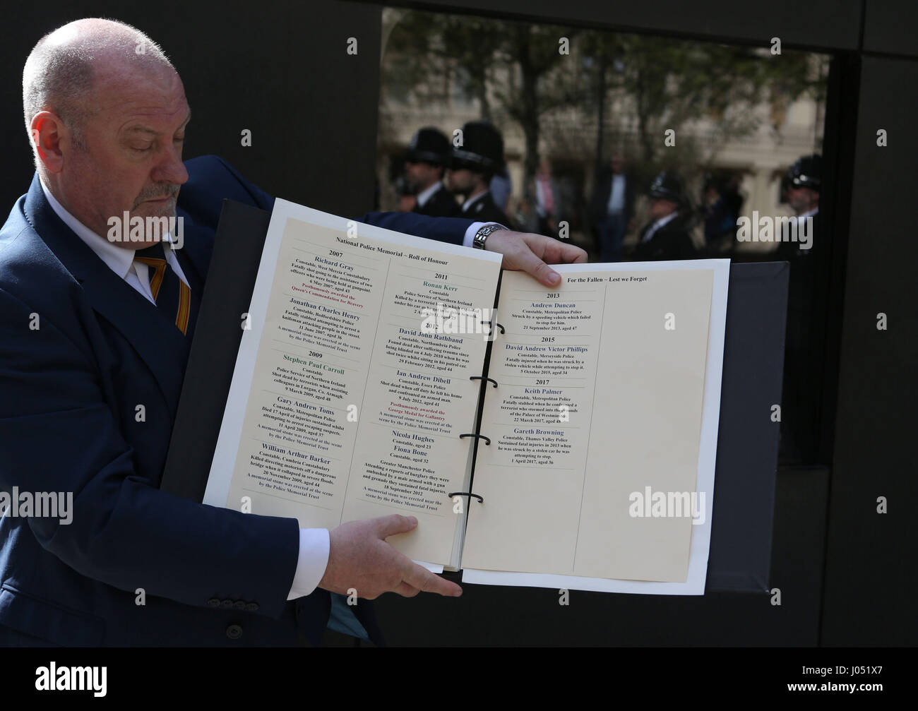 The names of fallen officers Pc Keith Palmer and Pc Gareth Browning are ...