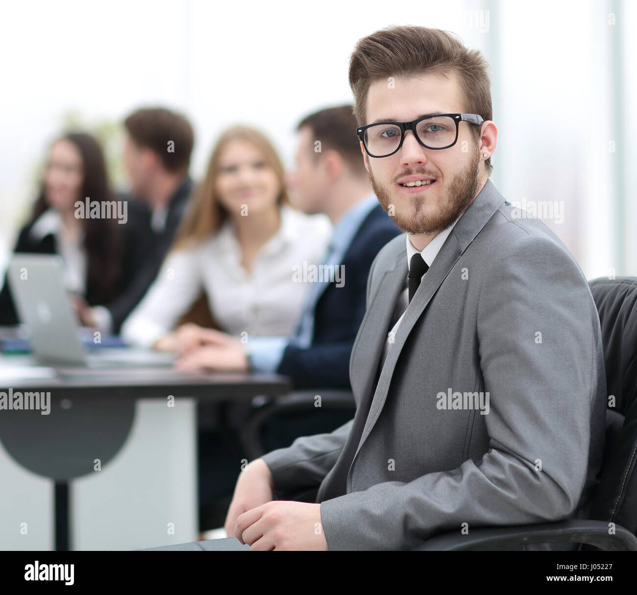 Smart businessman hi-res stock photography and images - Alamy
