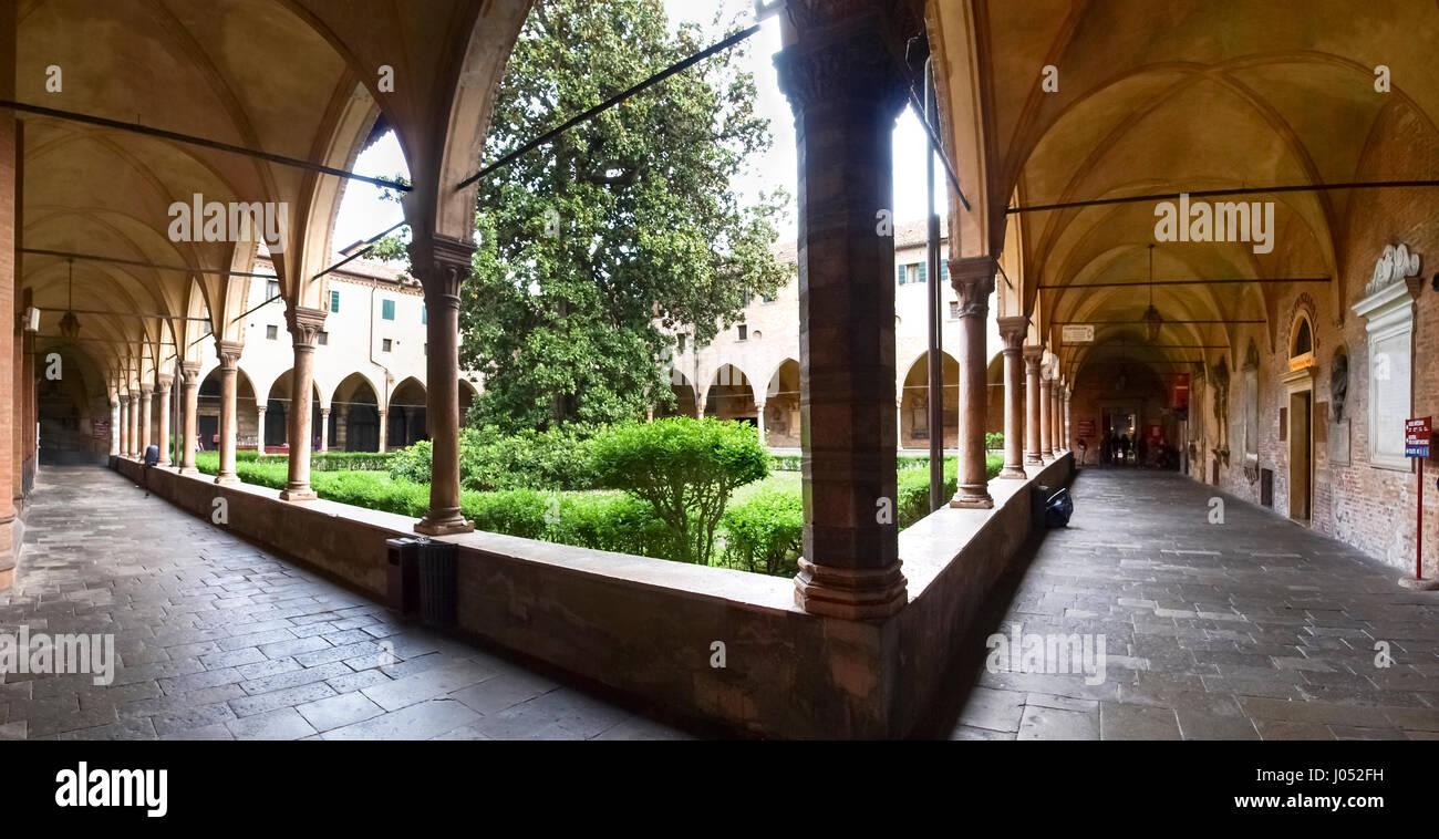 Padova, Italy - May 16, 2016: Basilica of Saint Anthony of Padua view ...