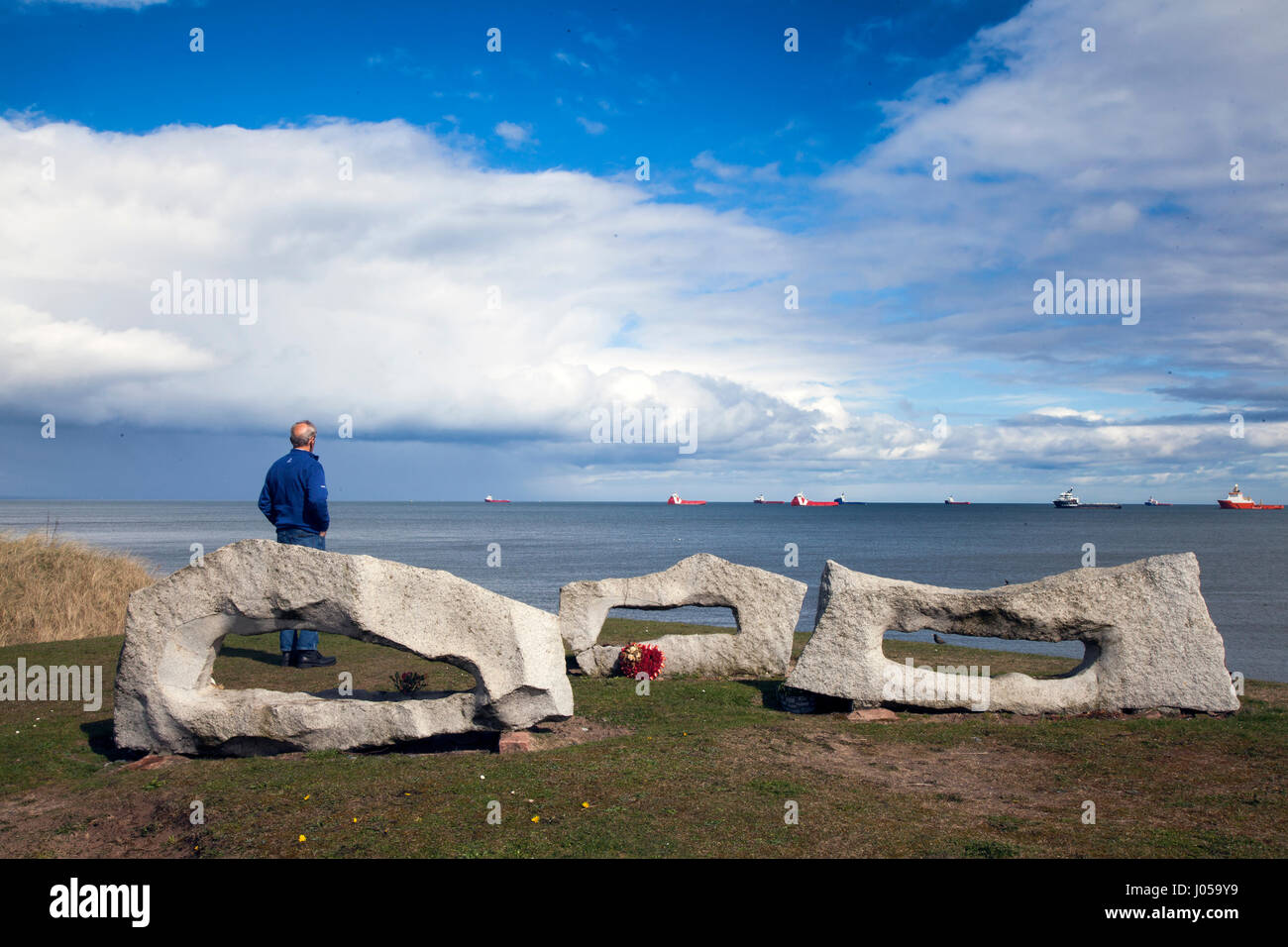 Landmarks, Monuments & Statues overlooking the North Sea on the ...