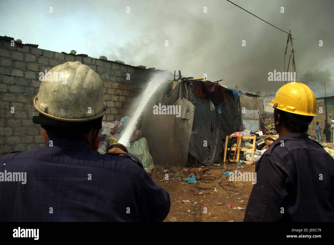 Live fire operation hi-res stock photography and images - Alamy