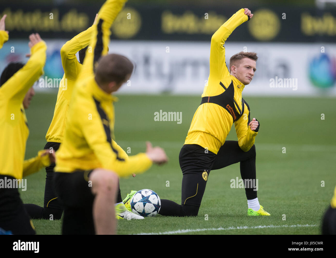 Dortmund, Germany. 10th Apr, 2017. dpatop - Borussia Dortmund's Marco ...