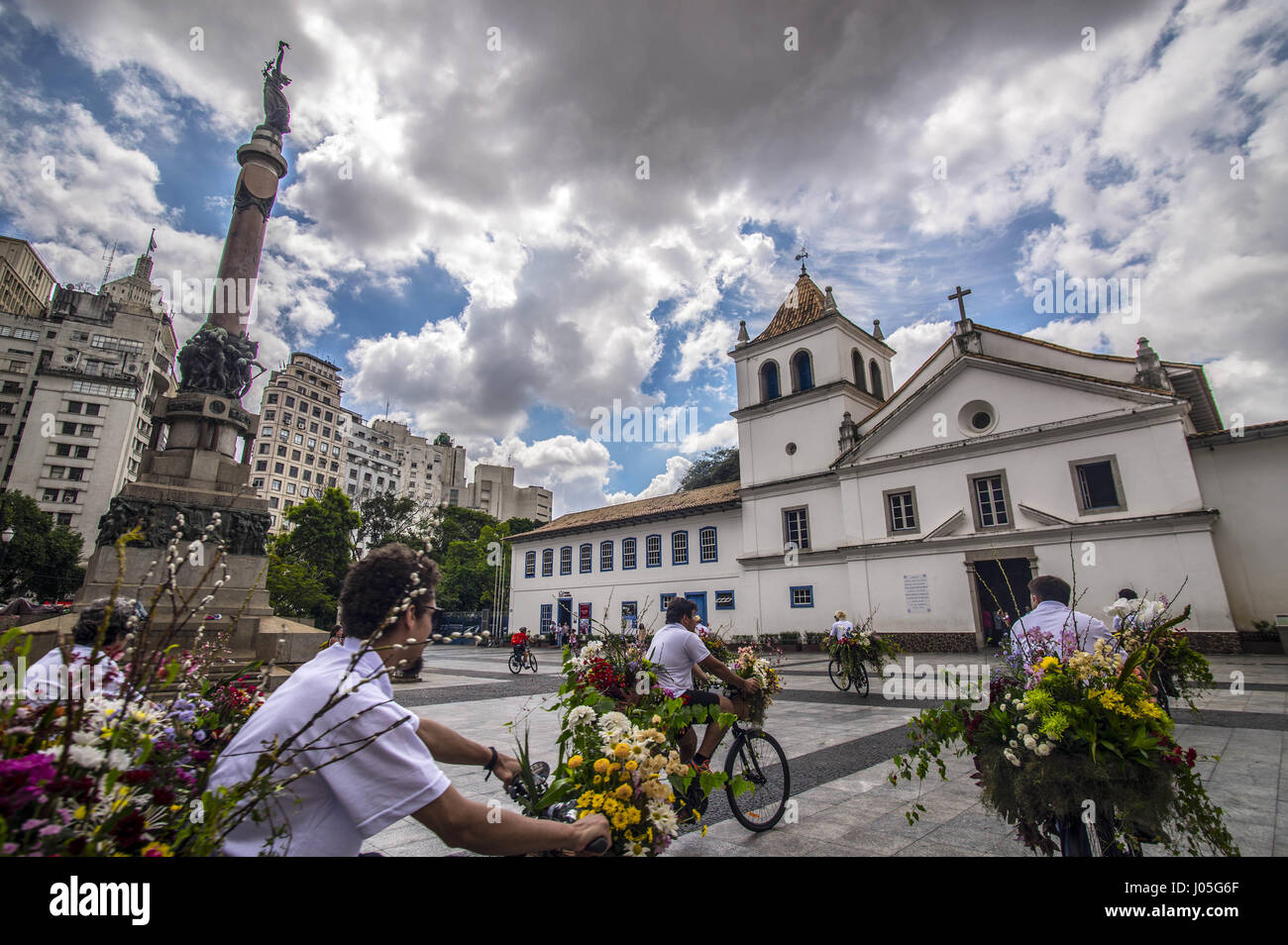 Azuma house hi-res stock photography and images - Alamy