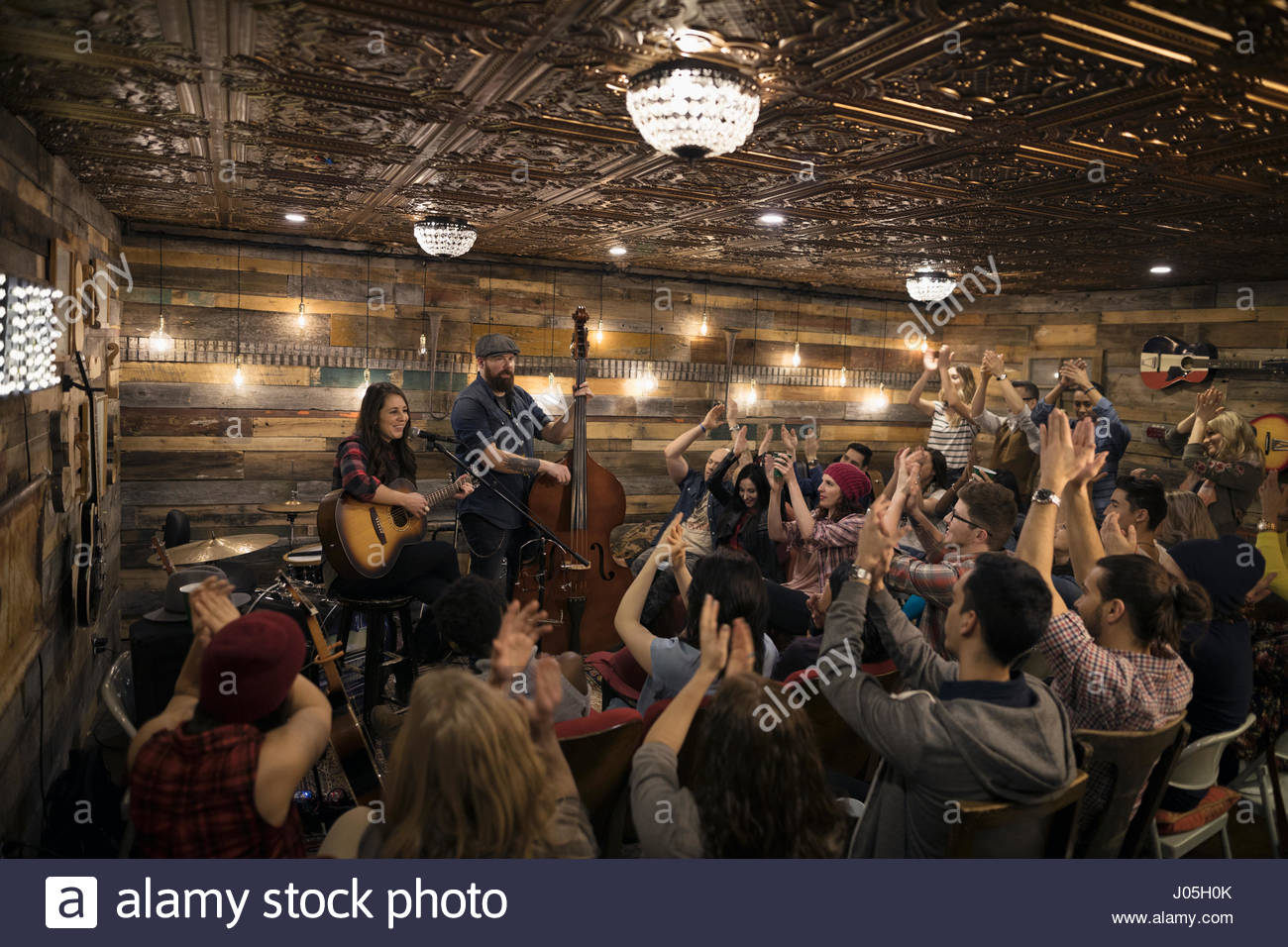 Woman clapping concert hi-res stock photography and images - Alamy