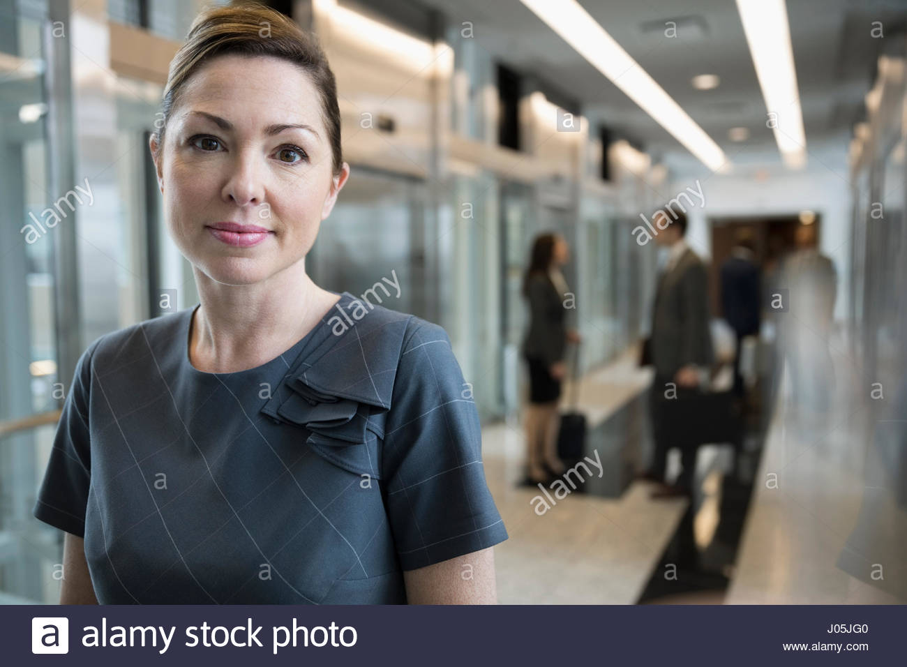 Person standing front courthouse hi-res stock photography and images ...