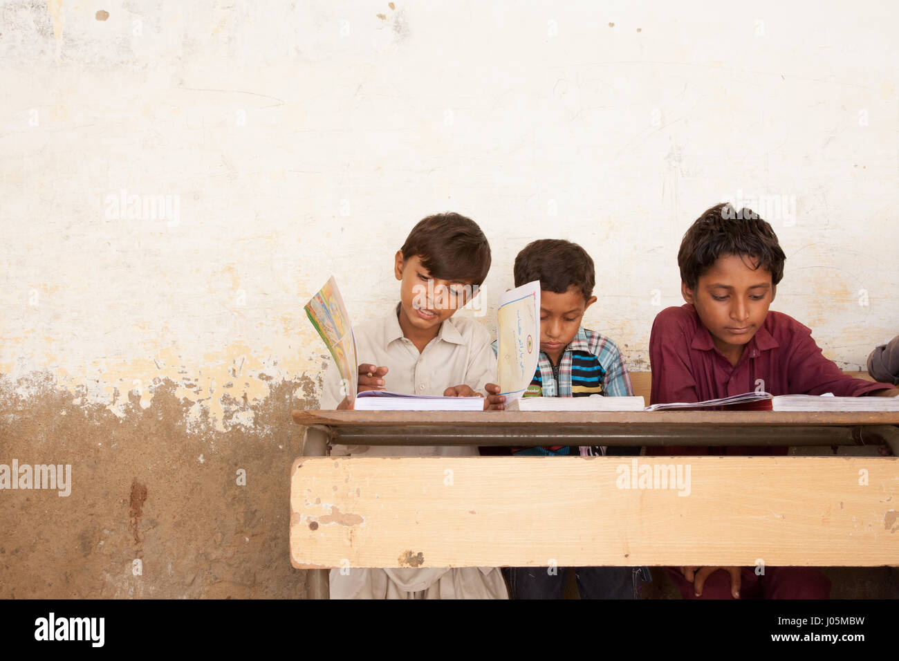 Pakistan school lunch hi-res stock photography and images - Alamy