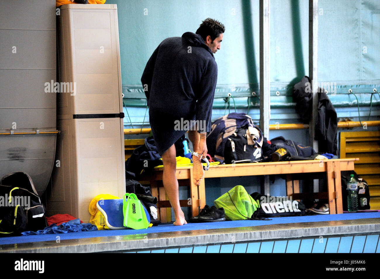 Italian swimmer Filippo Magnini changing costumes during a training ...