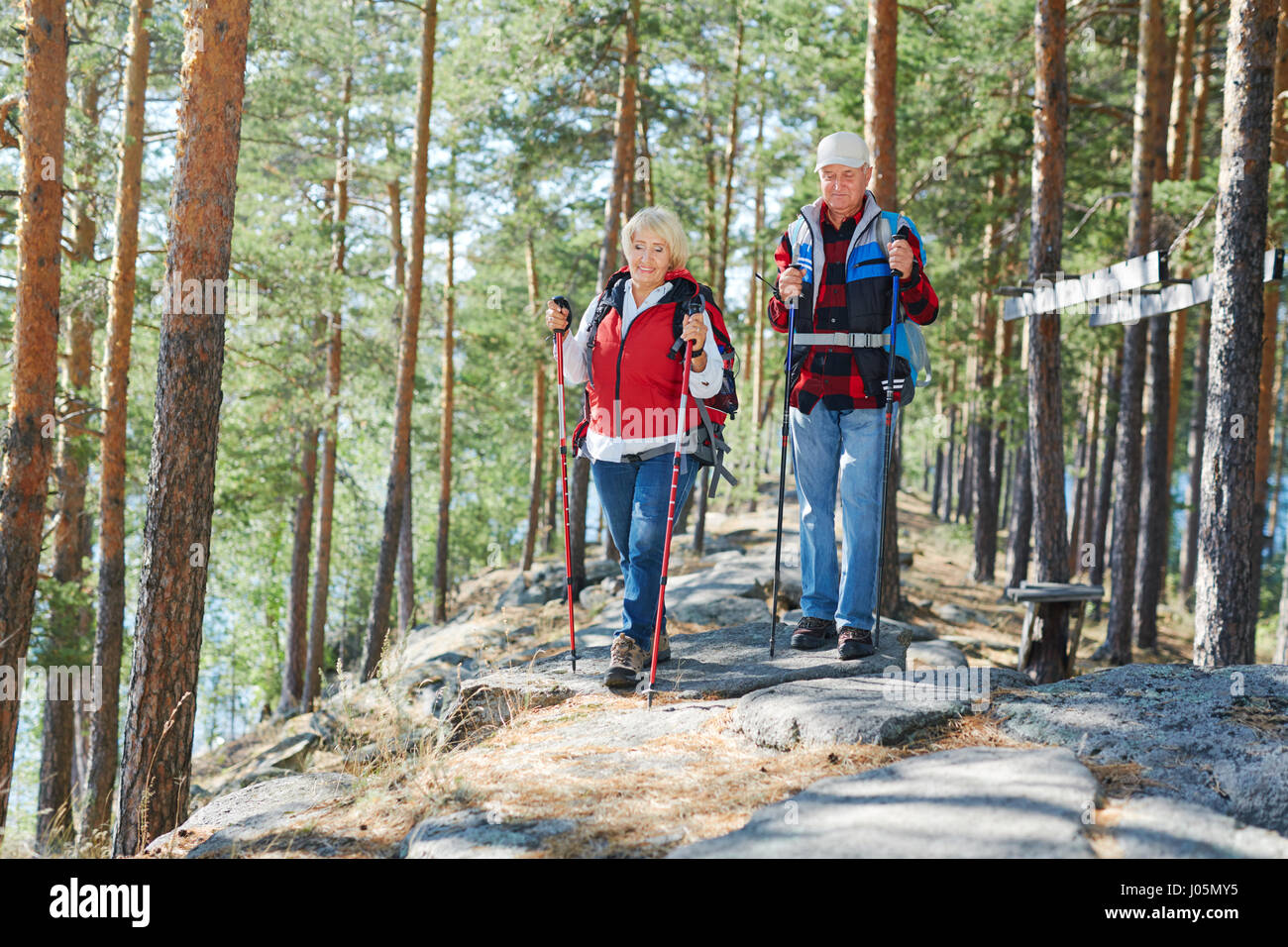 Go trekking hi-res stock photography and images - Alamy