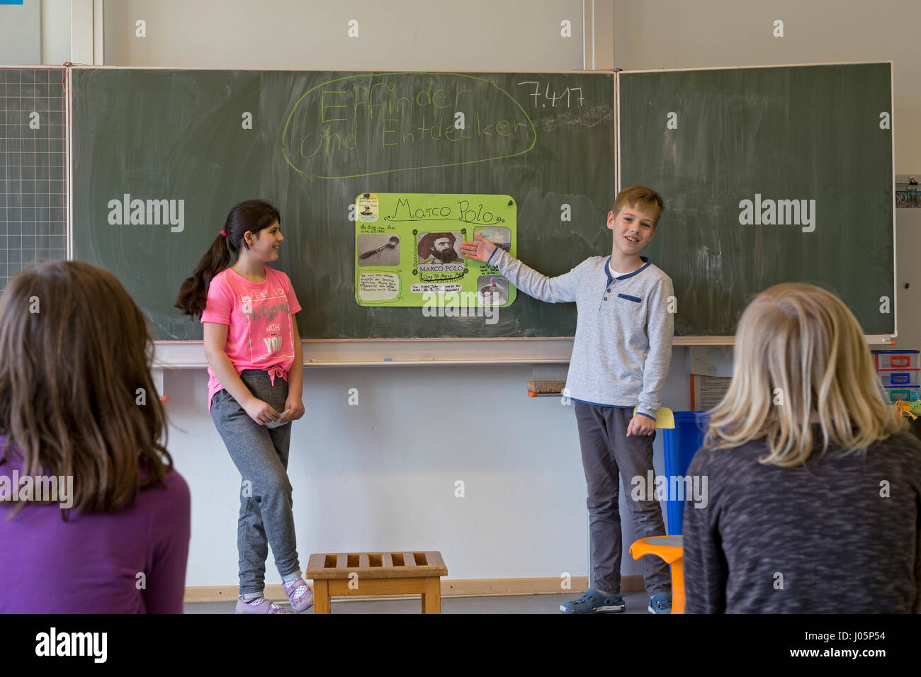 pupils at primary school doing a presentation, Lower Saxony, Germany ...