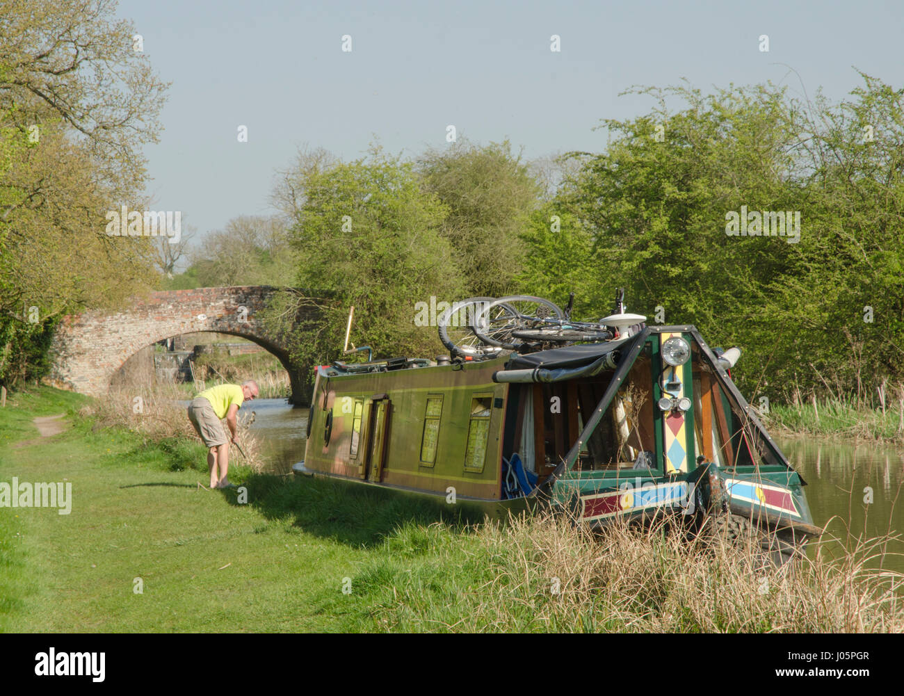 boat and bridge Stock Photo - Alamy