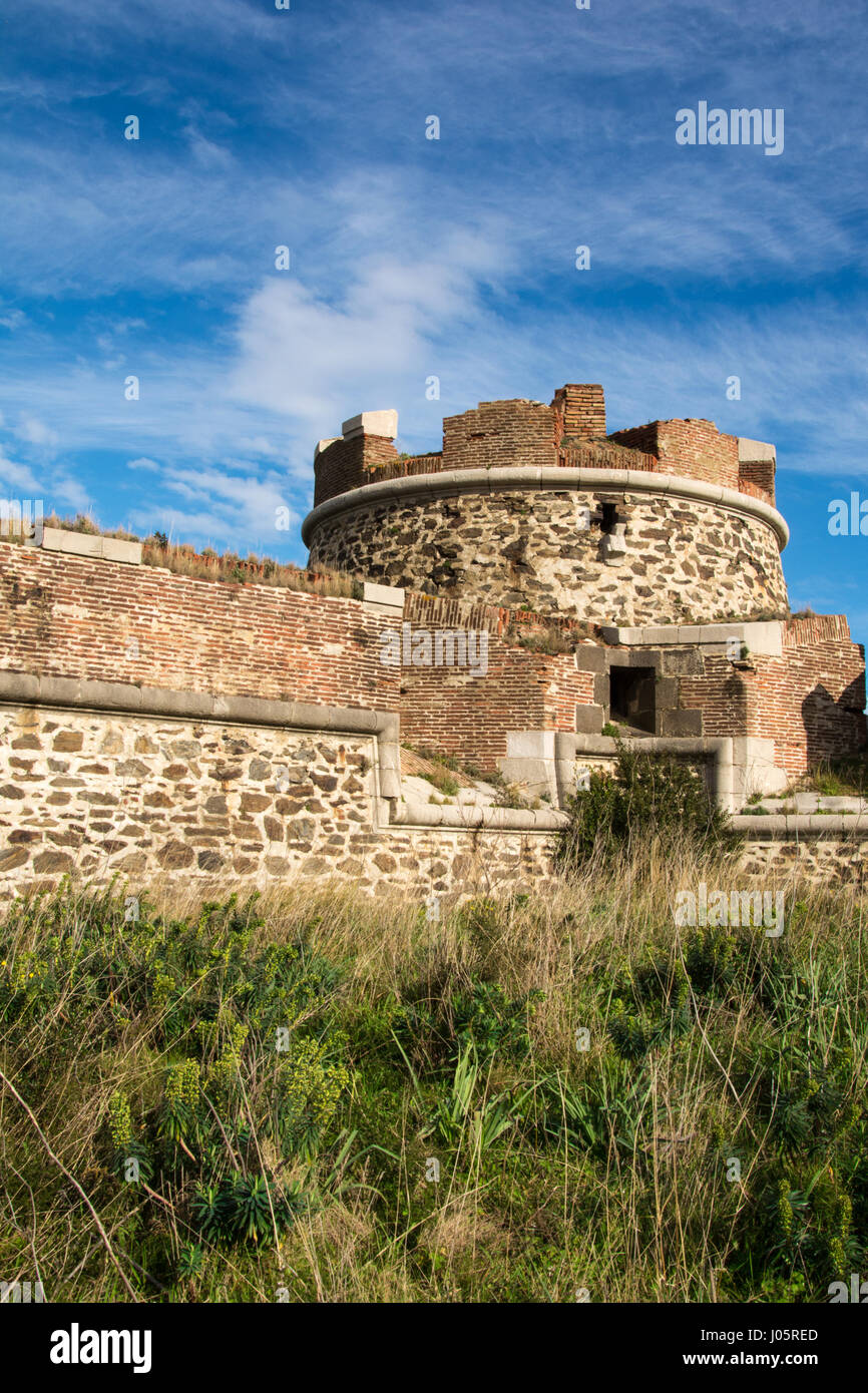 Round Fort High Resolution Stock Photography and Images - Alamy
