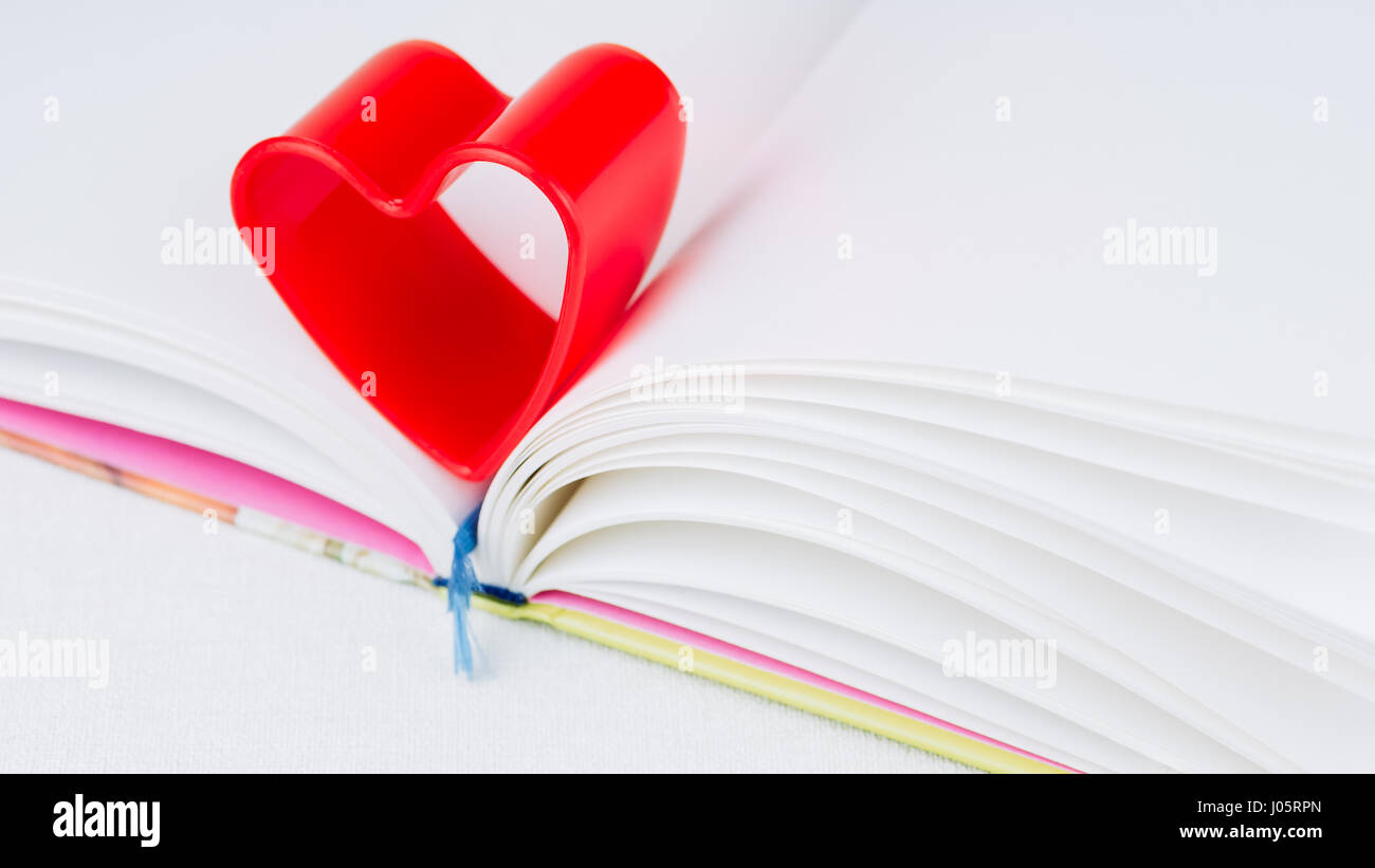 Red heart over diary hi-res stock photography and images - Alamy