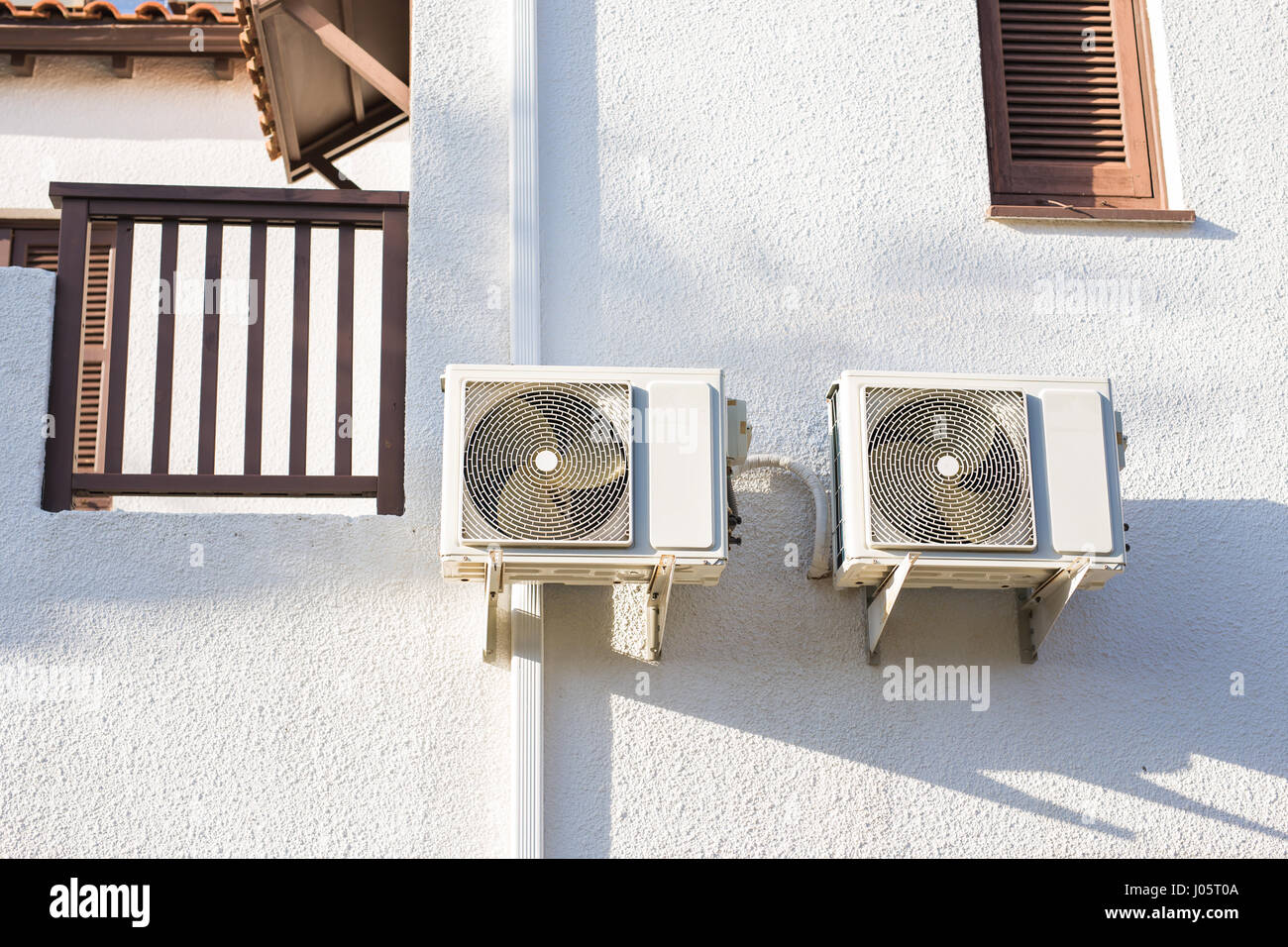 Air conditioning compressor Stock Photo - Alamy