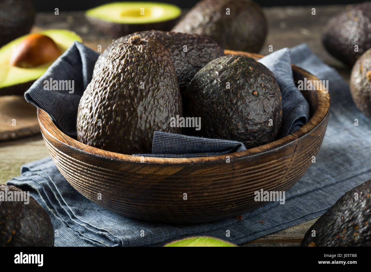 Raw Organic Ripe Avocados Ready to Eat Stock Photo - Alamy