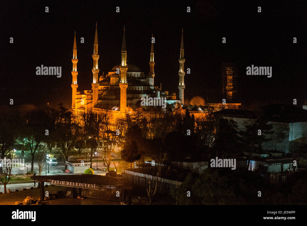 Blue Mosque at night in Istanbul, Turkey Stock Photo - Alamy