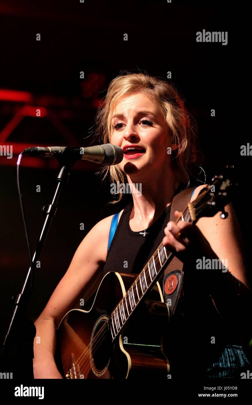 Catherine ward thomas musician hi-res stock photography and images - Alamy