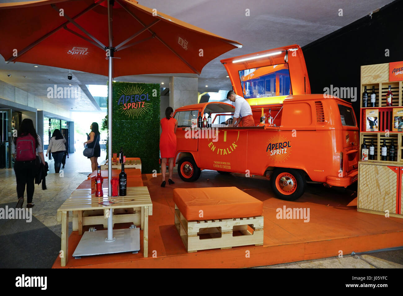 Aperol stand hi-res stock photography and images - Alamy