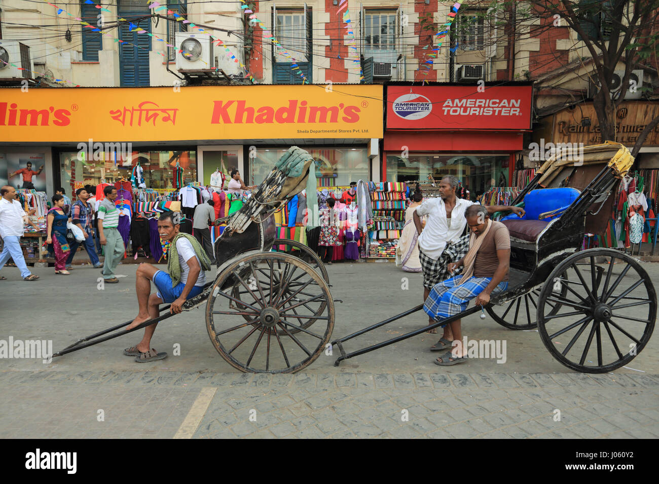 Hand pulled rickshaw, kolkata, west bengal, india, asia Stock Photo - Alamy