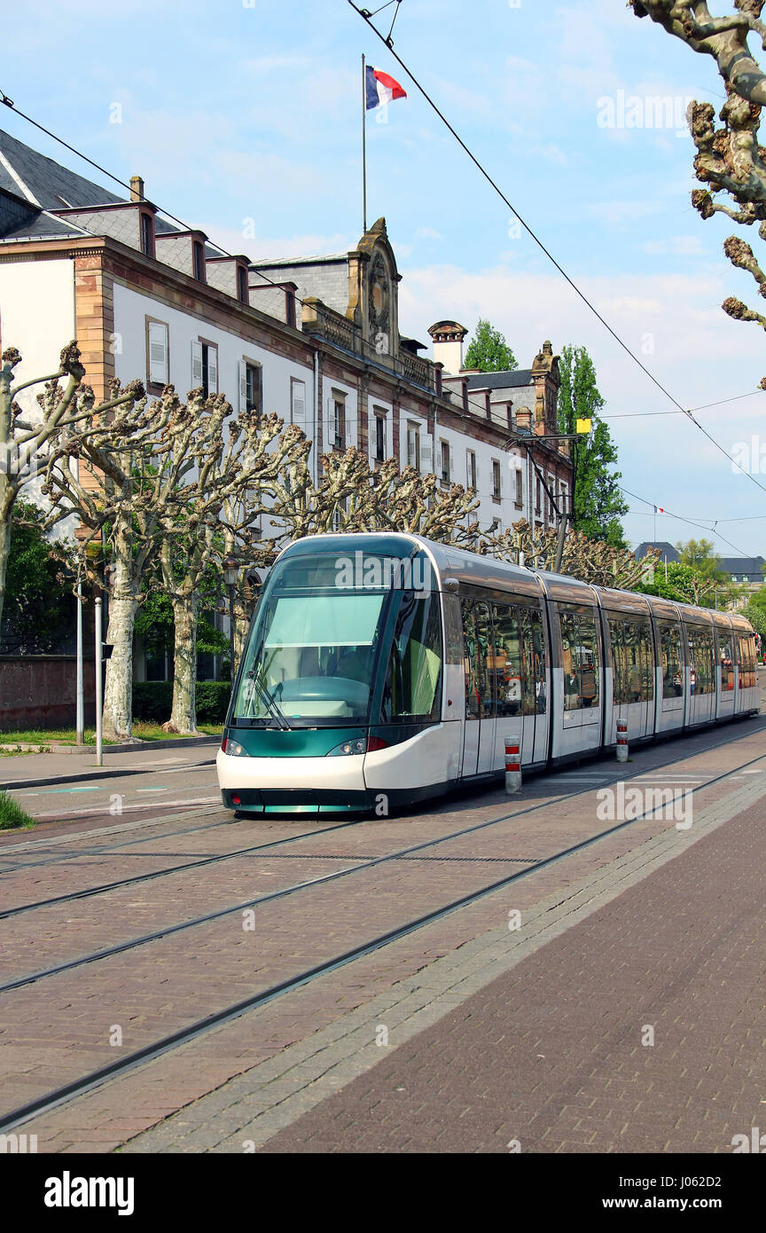 Strasbourg tram hi-res stock photography and images - Alamy