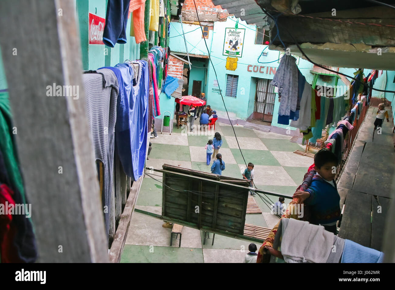 SAN PEDRO, LA PAZ, BOLIVIA: EYE-OPENING images reveal what life is like ...