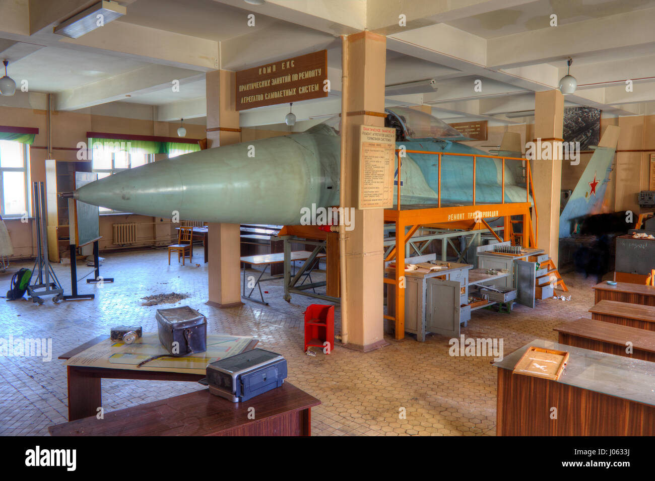 MOSCOW, RUSSIA: HAUNTING pictures of an abandoned Airforce base in ...