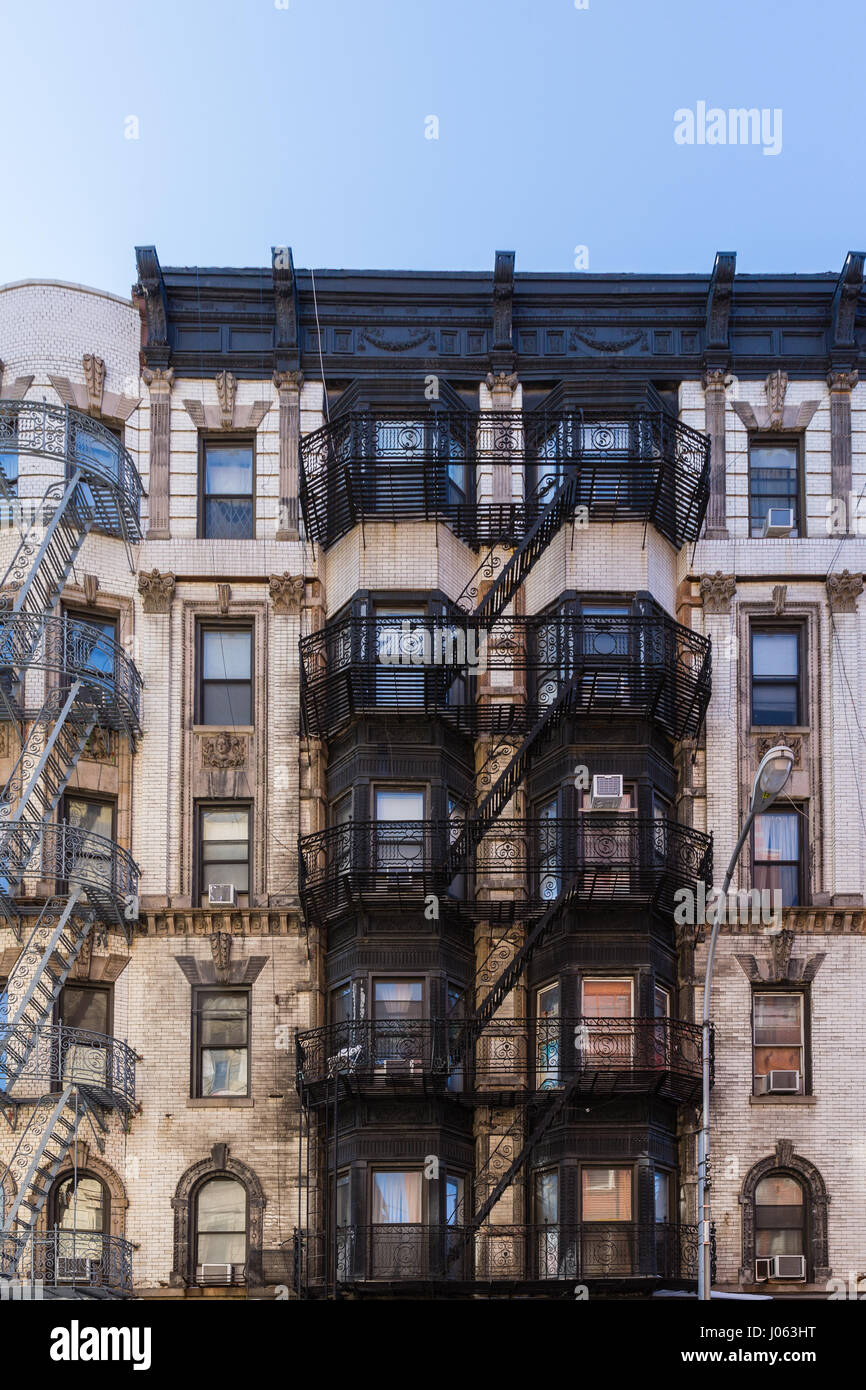 High rise manhattan hi-res stock photography and images - Alamy