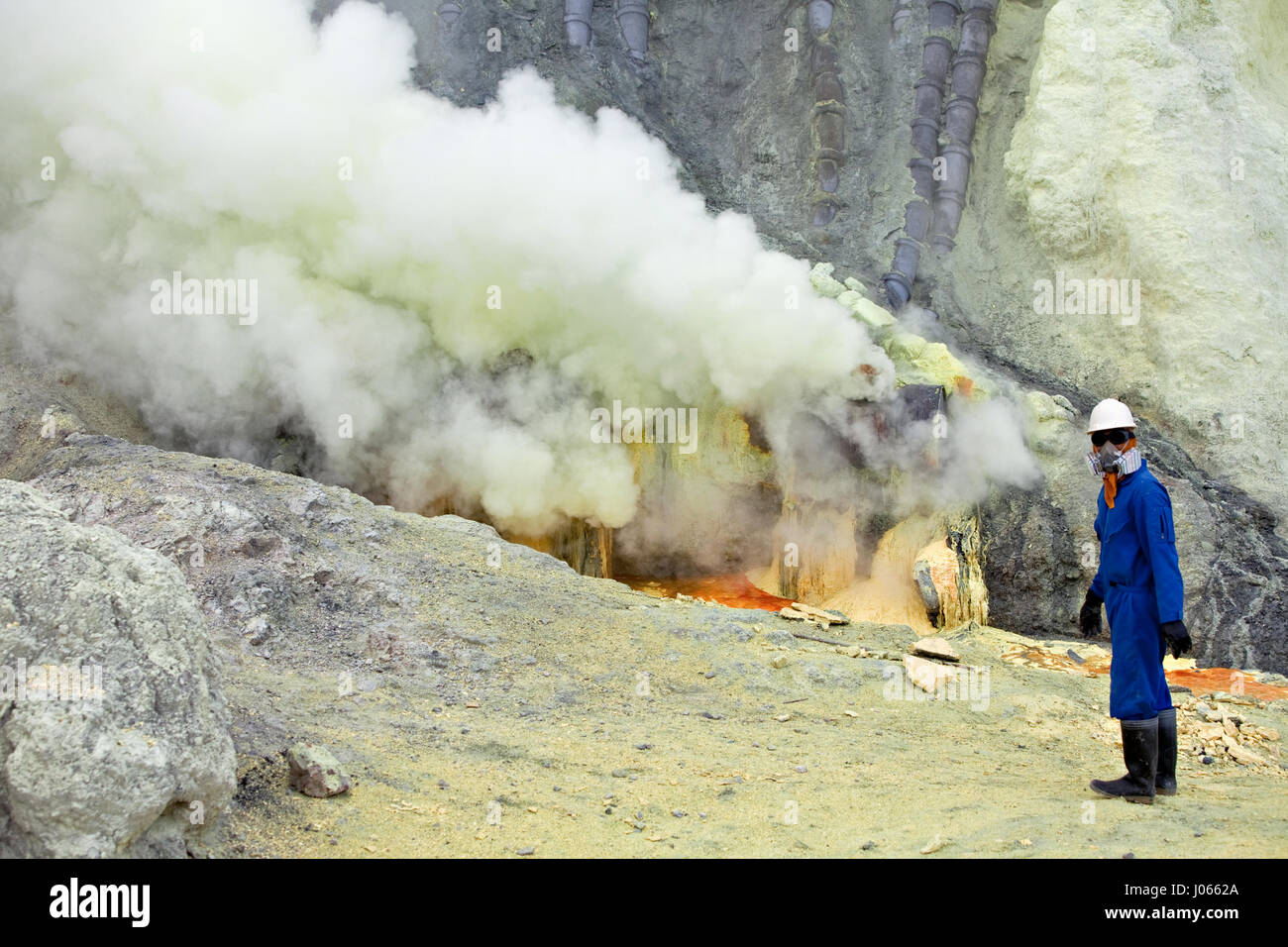 A plume of smoke rises from the volcano's crater. EXPLOSIVE pictures ...